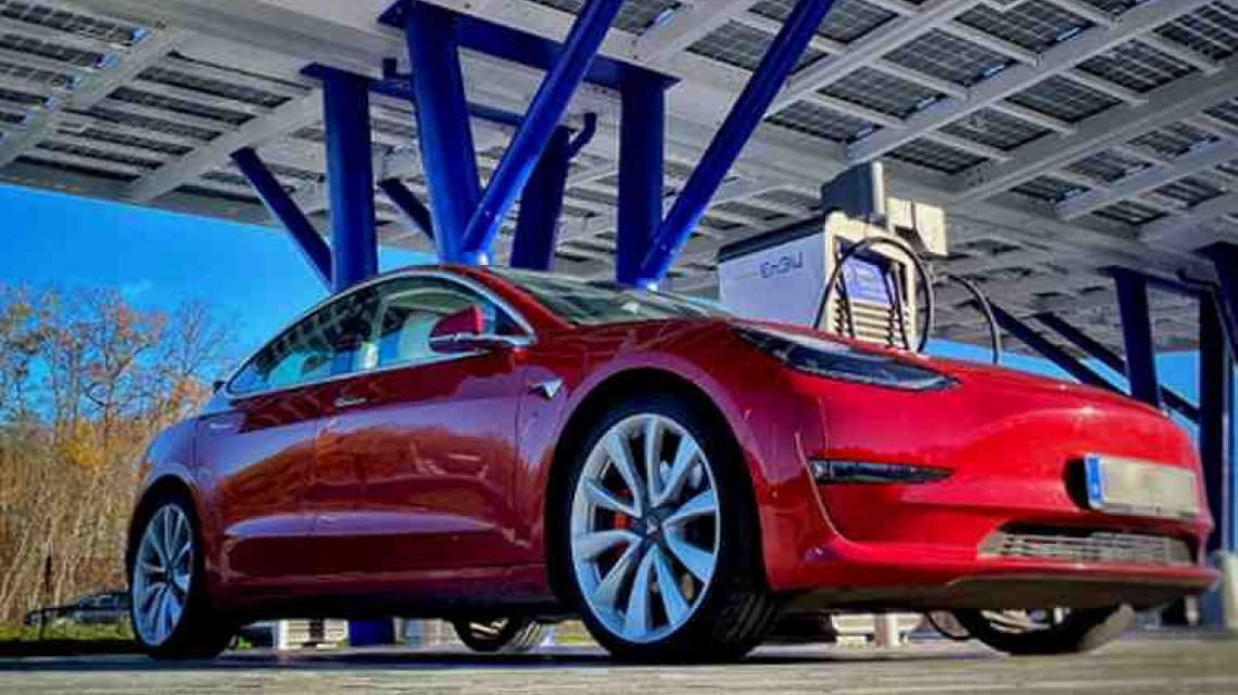 Tesla Model 3 im Test – Das meisterverkaufte E-Auto