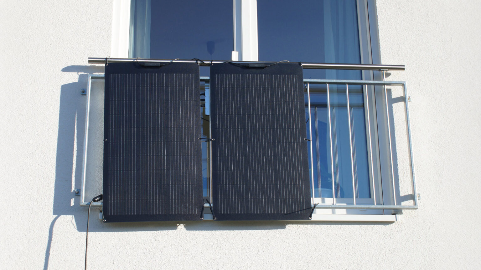 Mini-Solaranlage für den Balkon 2026: Kosten & Kauf-Tipps im Überblick